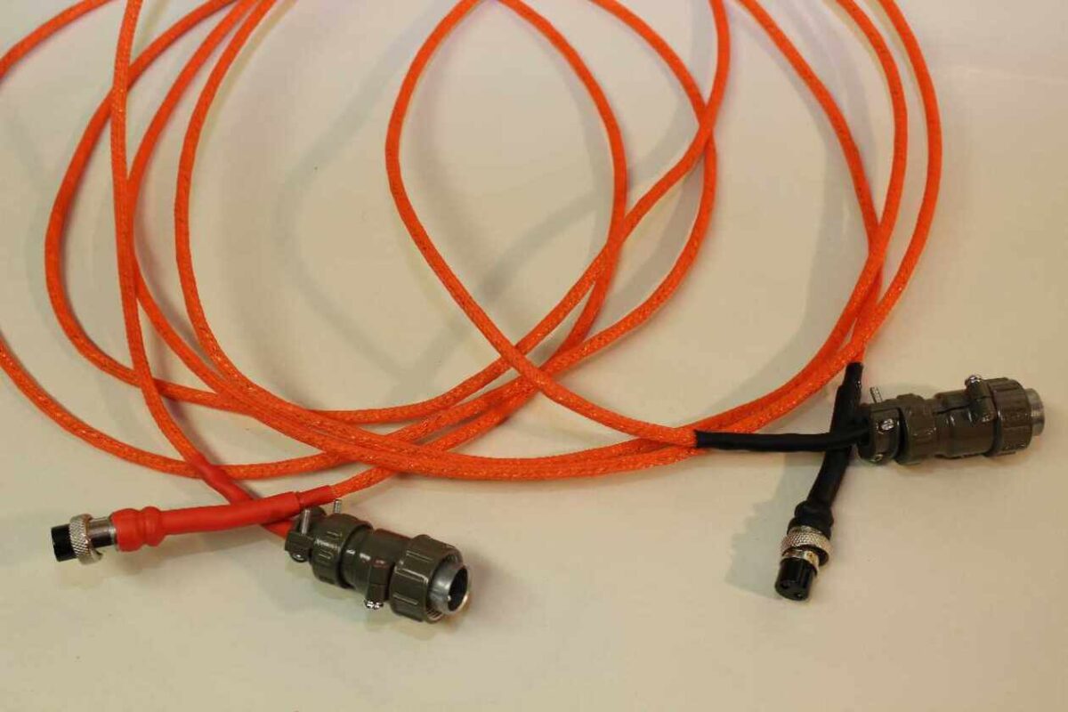 guerilla audio - neue Lautsprecherkabel von Helmut Hack › HiFi-IFAs ...